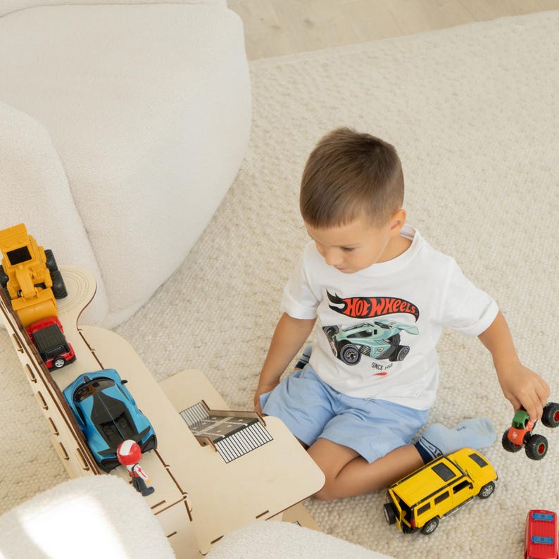 Personalized Toy Car Garage for Kids, Racing Car Parking Garage With ...