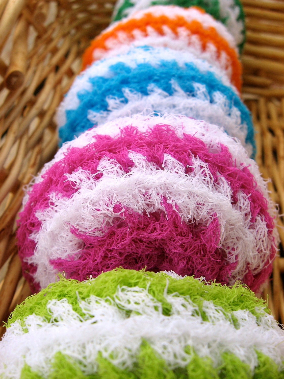 Set of 5- Bright and White Nylon Net Swirl Scrubbies - Etsy