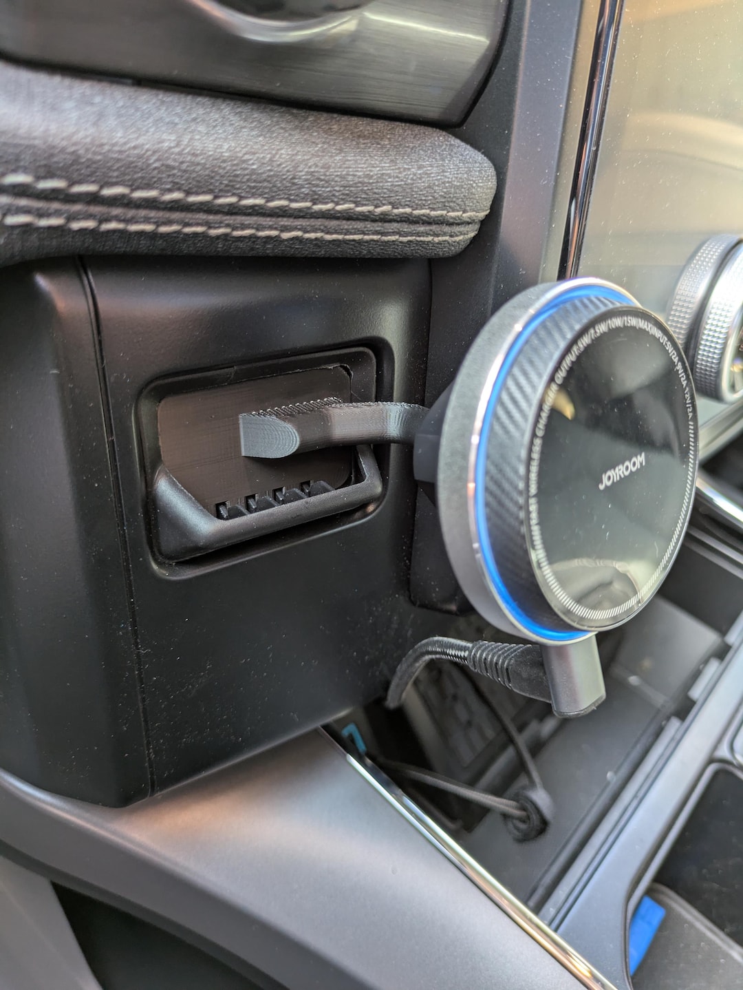 Ford F150 Coin Holder Adapter for Wireless Phone Holder/charger - USA ...