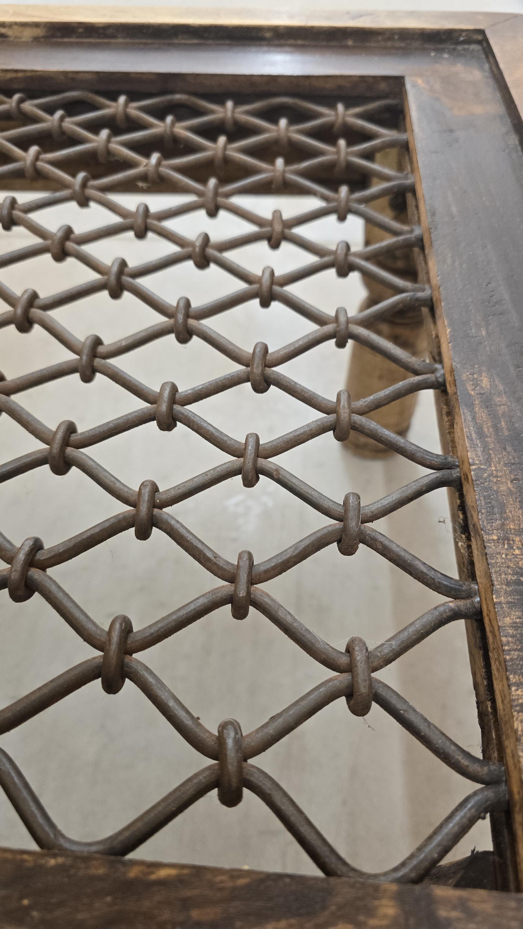 Indian Jali Table Made From Sheesham Wood (indian Rosewood) With ...