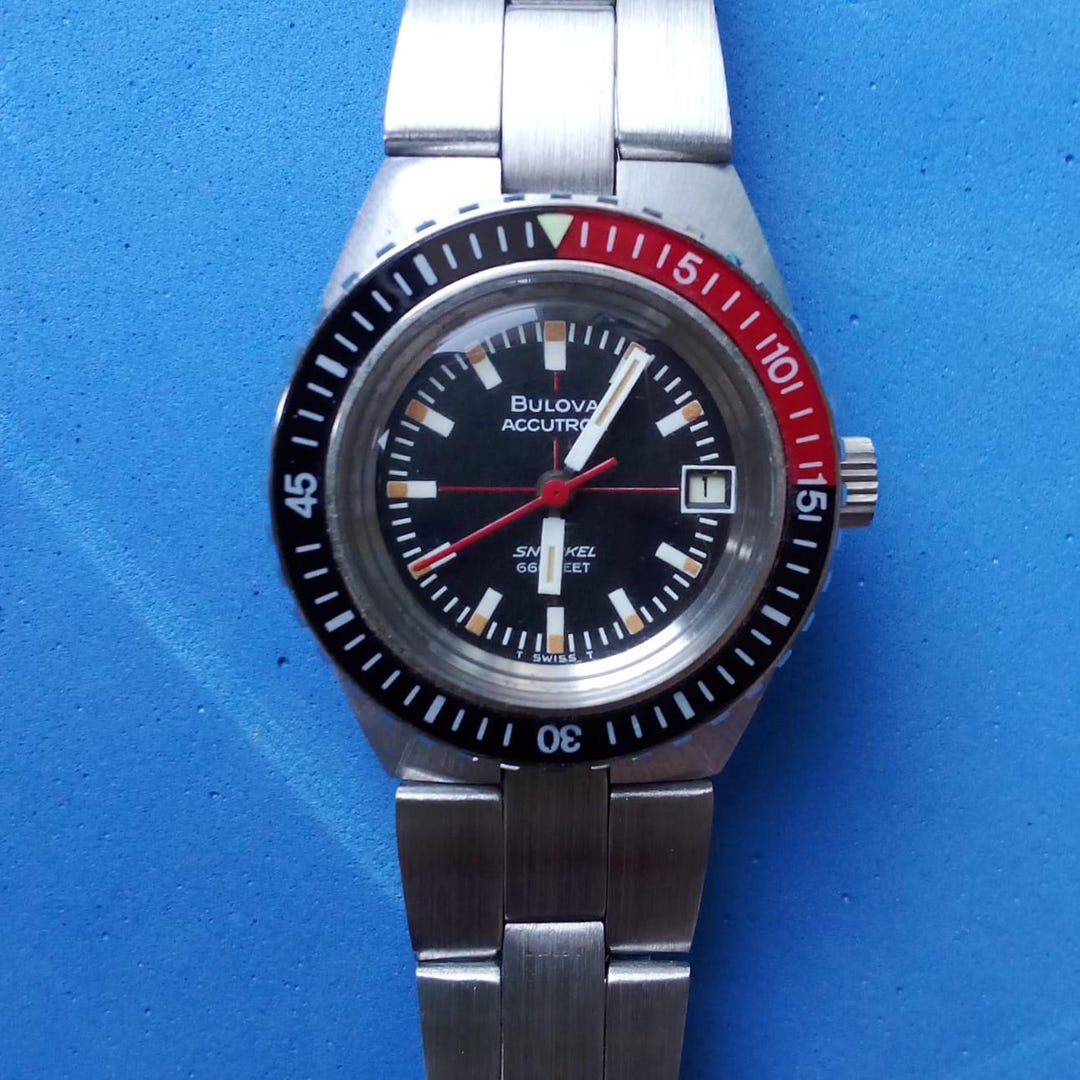 Vintage BULOVA ACCUTRON SNORKEL 666ft Quartz, Stainless Steel, 30mm ...