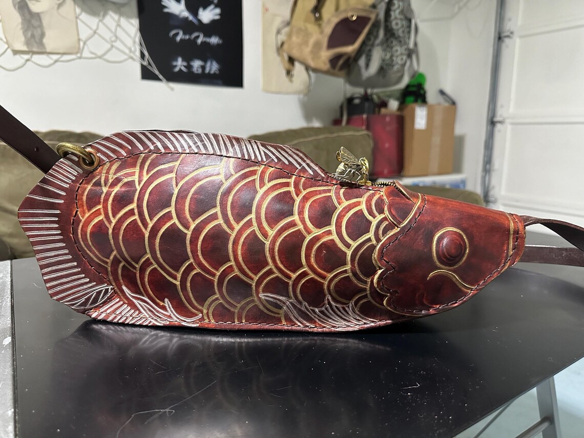 Handmade Genuine Leather Fish Shape Handbags With Zipper and Crossbody ...