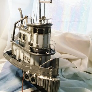 Stained Glass Tug Boat Modeled After the Hank Brisco OOAK - Etsy