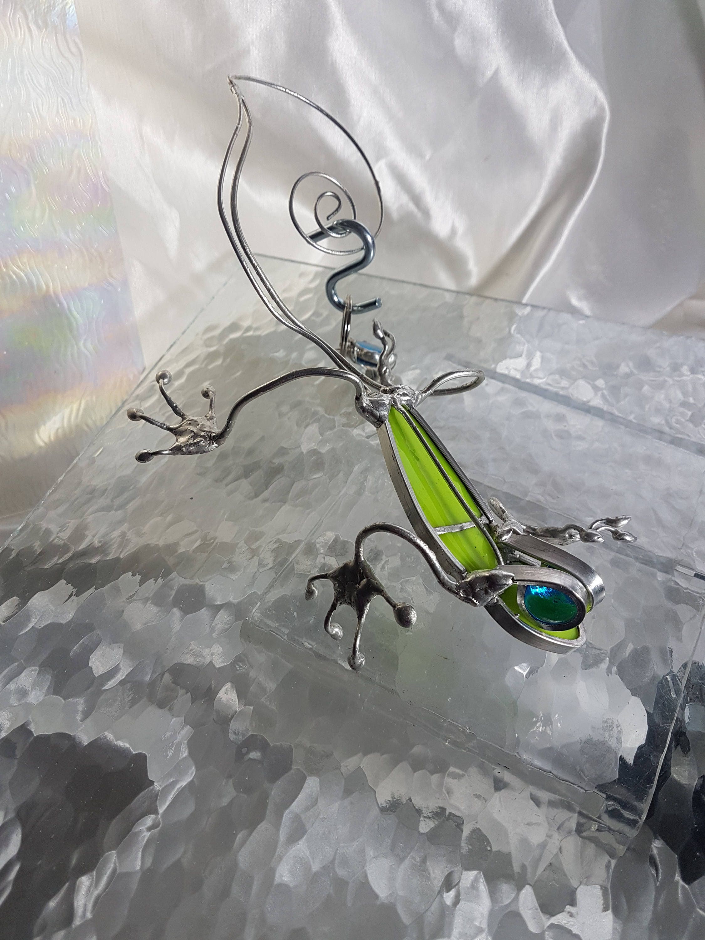 Gecko Stained Glass and Wire Jewelry Holder Garden Art - Etsy Sweden