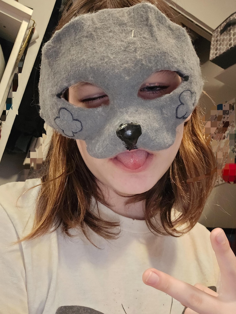 DANDYS WORLD Pebble Mask!!!! - Etsy