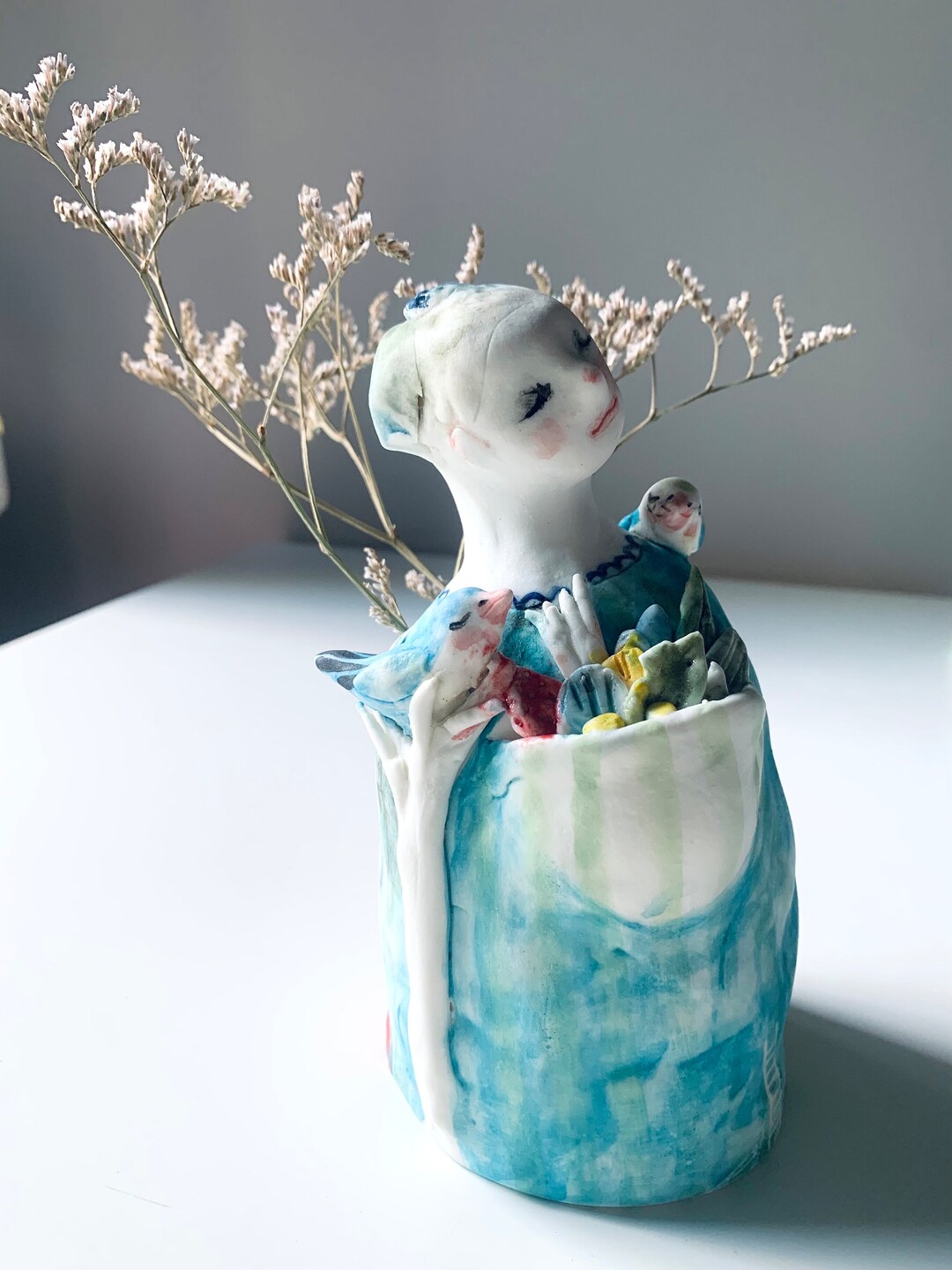 Vase-person Adundance - Etsy