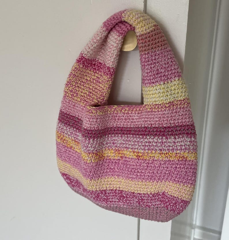 Coral Bag (english) - Etsy
