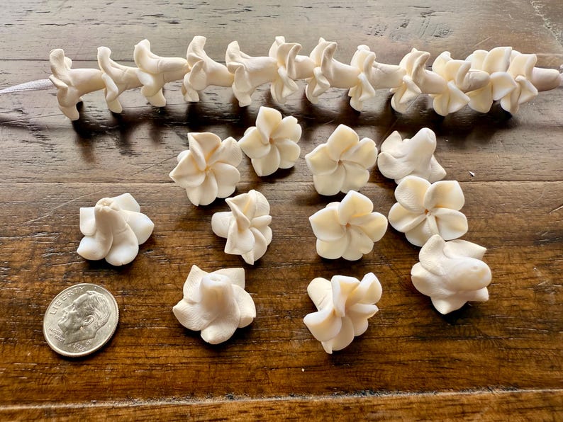 12 Pcs Ivory Plumeria Frangipani Flower Polymer Clay Beads 20mm W ...
