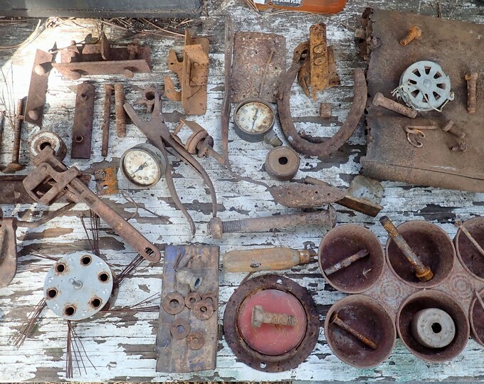 60 Assorted Pieces of Vintage Rusted Metal Industrial Salvage Rusty ...