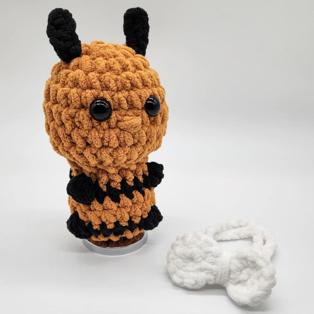 Crochet Bee Plushie With Removable Wings: Chenille Bumble Bee Toy - Etsy