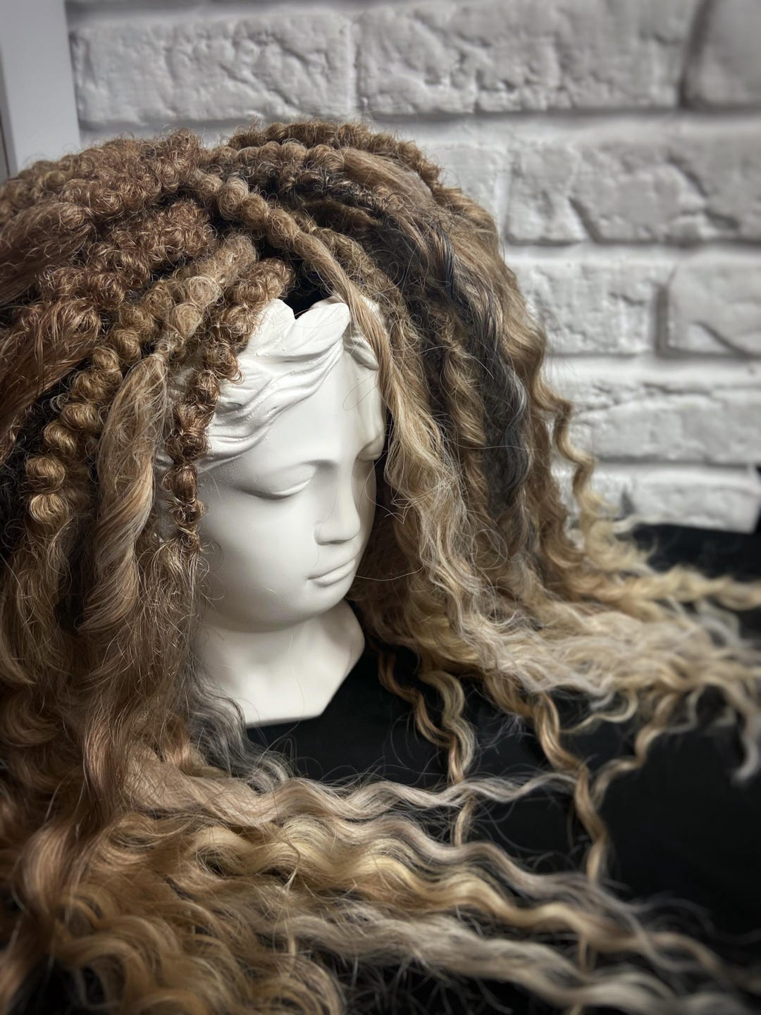 Soft Dreadlocks. Voluminous Dreadlocks. Curls. Waves.mix of Blonde ...
