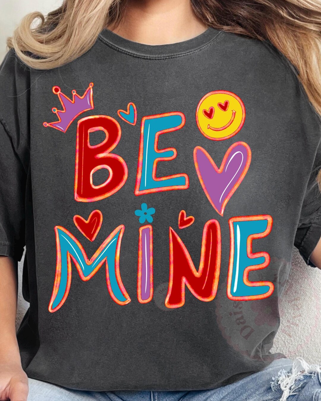 Doodle Be Mine Valentine Shirt Design PNG, tipografia retrò con cuore ...