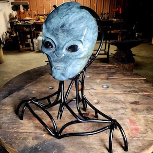 WORLDS LARGEST ALIEN Carving in Blue/grey Guatemalan Jadeite Jade ...