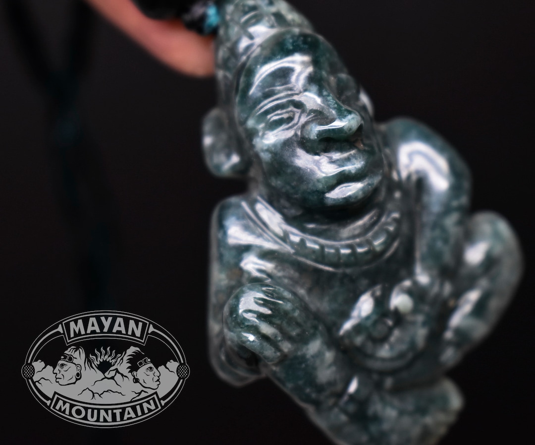 MAYAN SEATED FIGURE // Dark Blue/green Jadeite Jade // Copan Ruinas ...