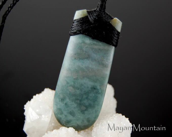 ADZE CELT Toki // Guatemalan Jadeite Jade // Mottled bird's Egg Blue ...