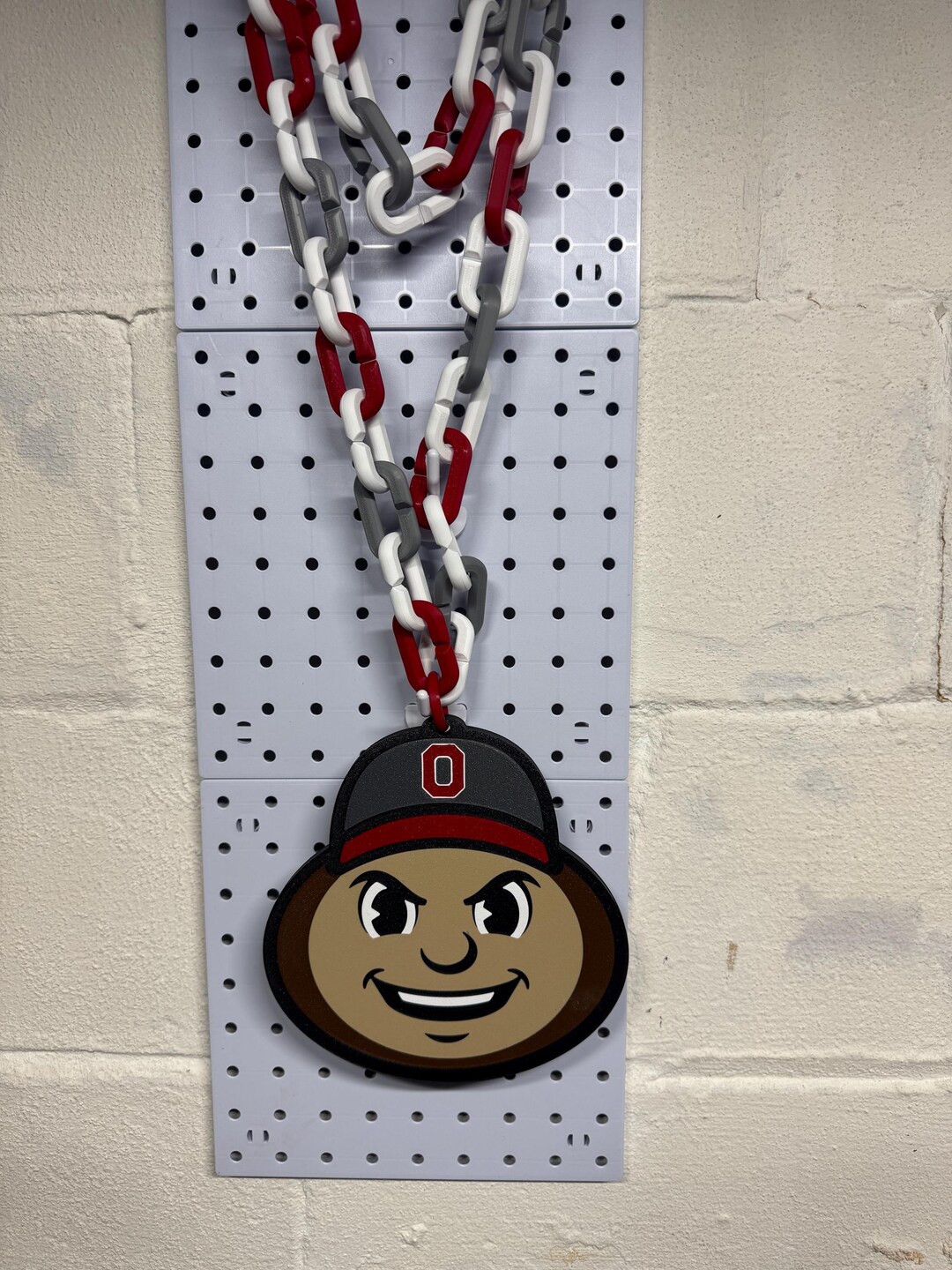 3D Printed Buckeyes Rally Chain With Medallion Featuring Brutus - Etsy