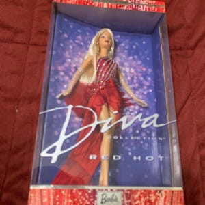 Red Hot Barbie Doll the Diva Collection 2002 Mattel No. 56707 Brand New ...