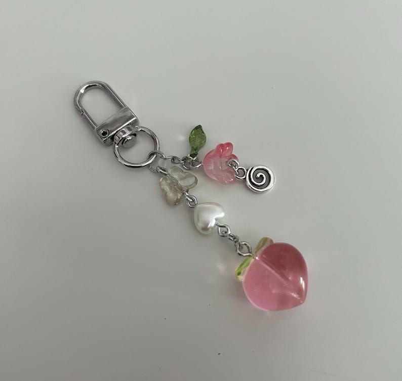 Peach Keychain | Beaded Keychain, Kawaii, Cutecore, Handcrafted - Etsy