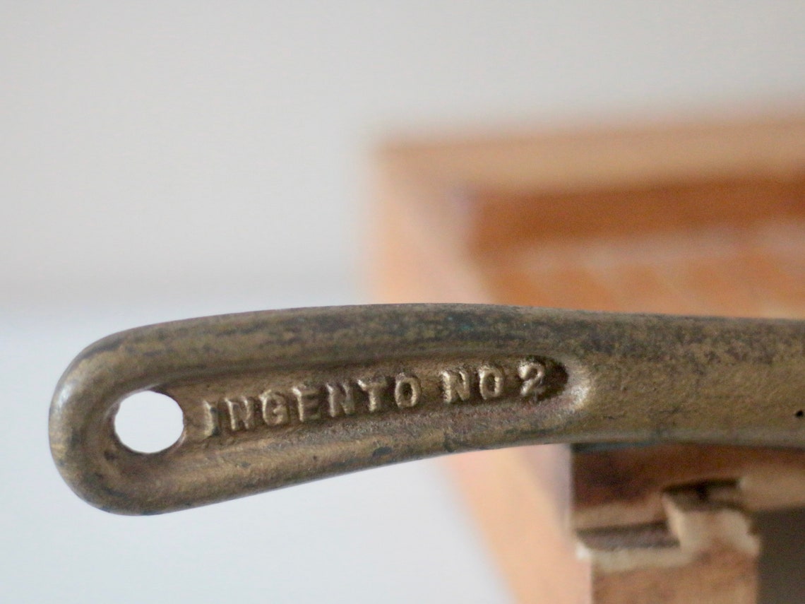 Vintage / Ingento No. 2 Guillotine Paper Cutter - Etsy