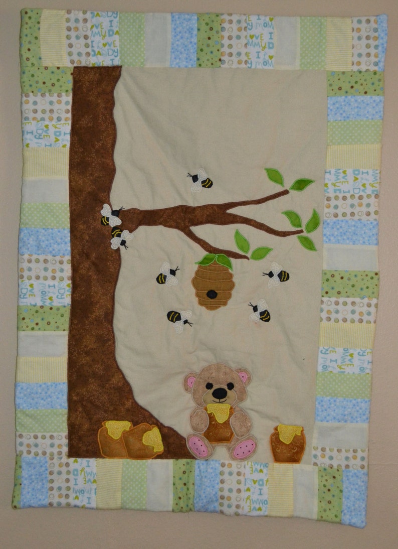 Under the Honey Tree Baby Quilt - Etsy