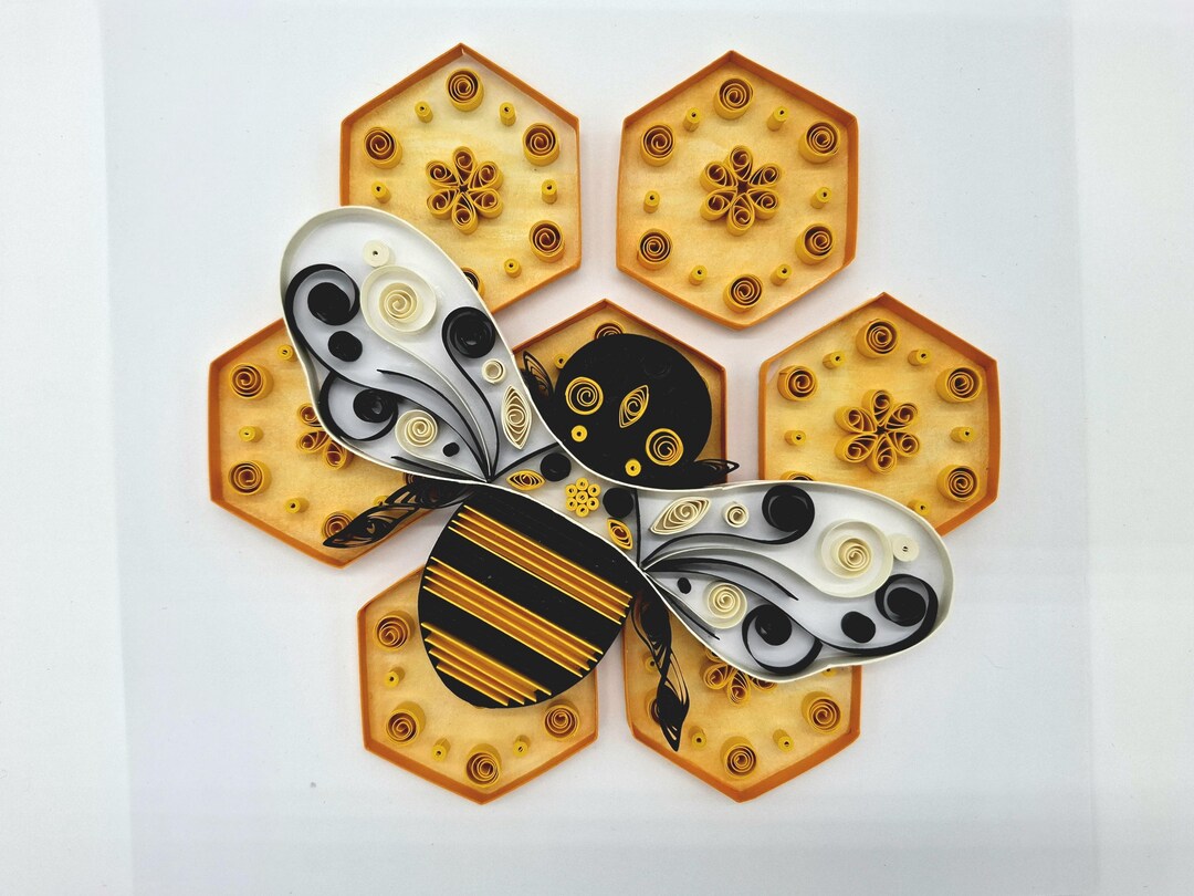 Bee With Honeycomb: Handmade Quilling Motif | Bee in Quilling Design ...