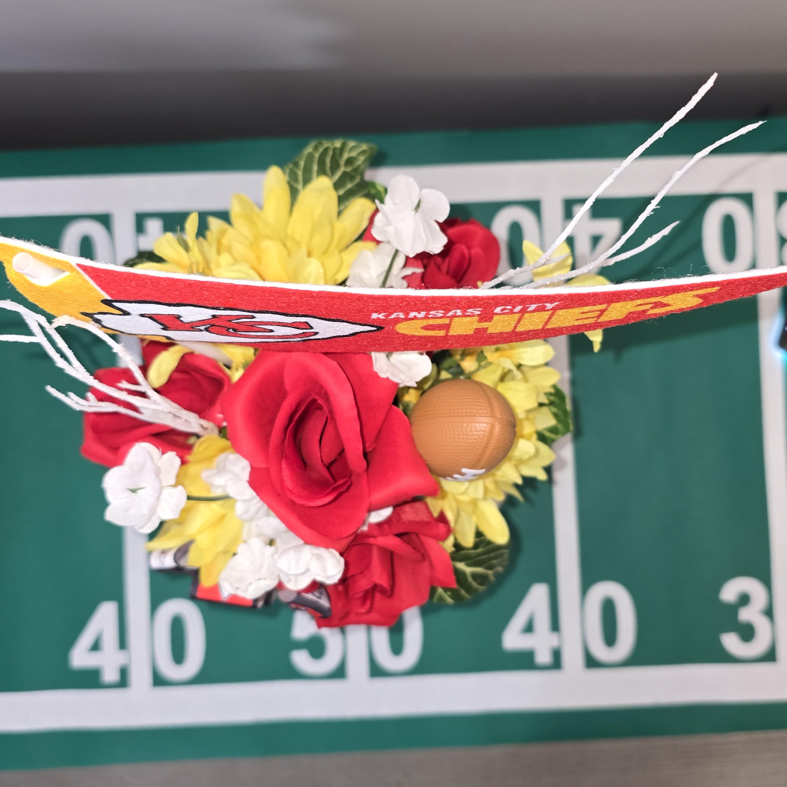 NFL Kansas City Chiefs Football Table Centerpiece Sports Party Flower ...
