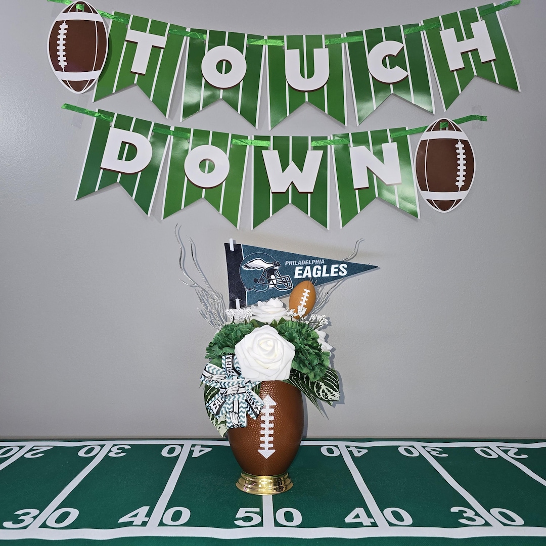 NFL Philadelphia Eagles Football Table Centerpiece Sports Party Floral ...