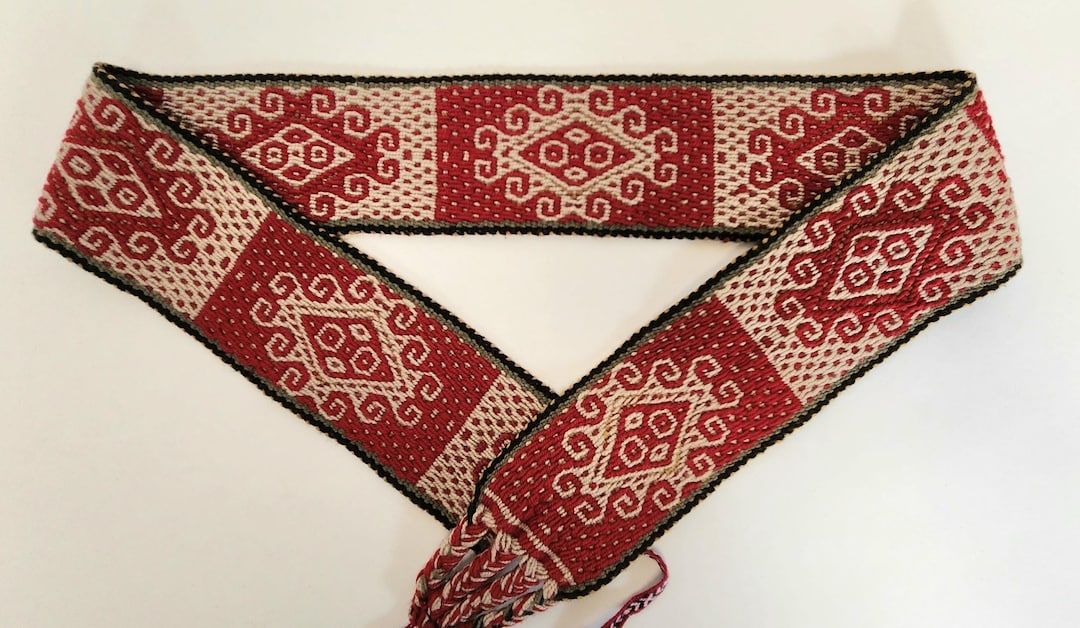 Handwoven Chumpi Belt – Peruvian Botanic Dye Sash - Taillenshärpe ...