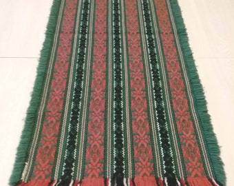 Handwoven Table Runner in Colonial Rose Pattern - Etsy