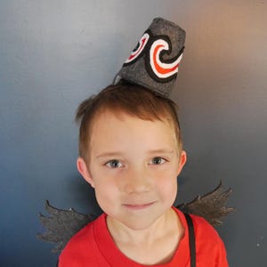Flying Monkey Wings. Monkey Costume. Dark Grey Wings. Dress up Wings ...