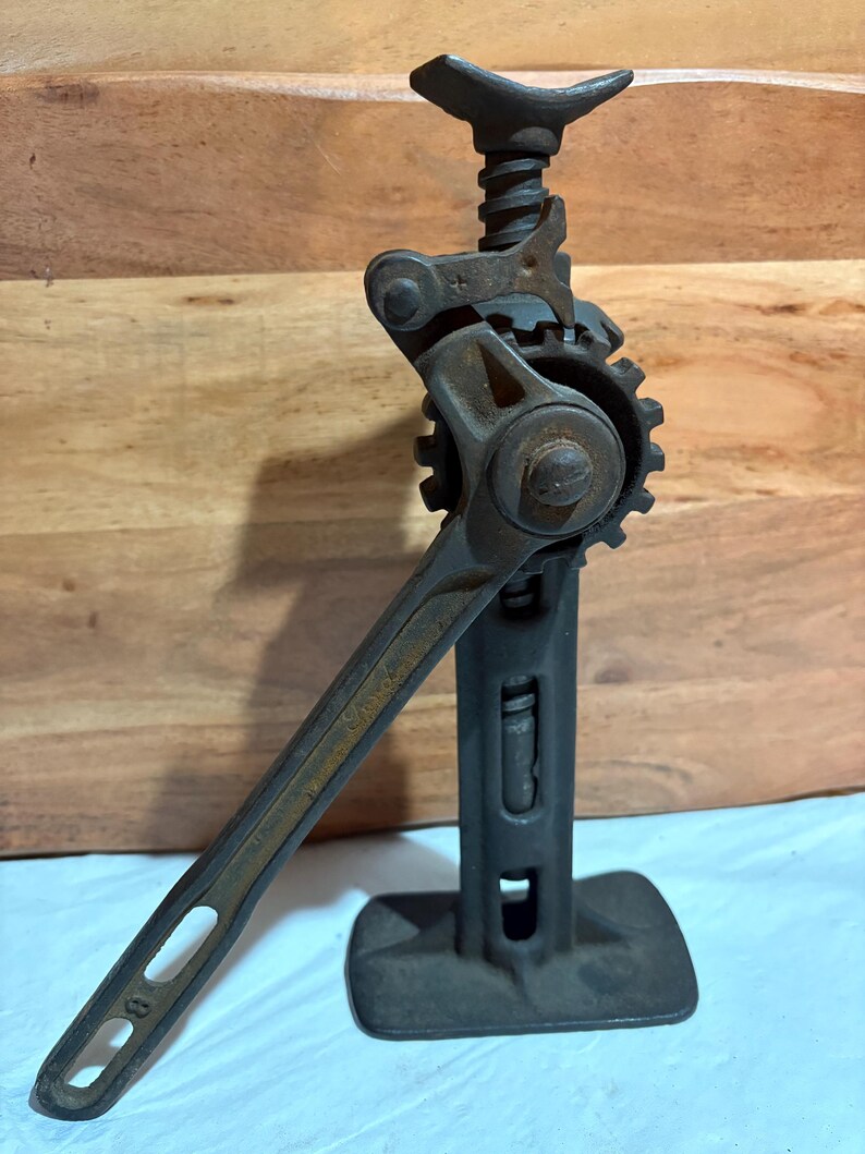 Antique Cast Iron Screw Jack: Walker Style Model T Tool, Garage Decor ...