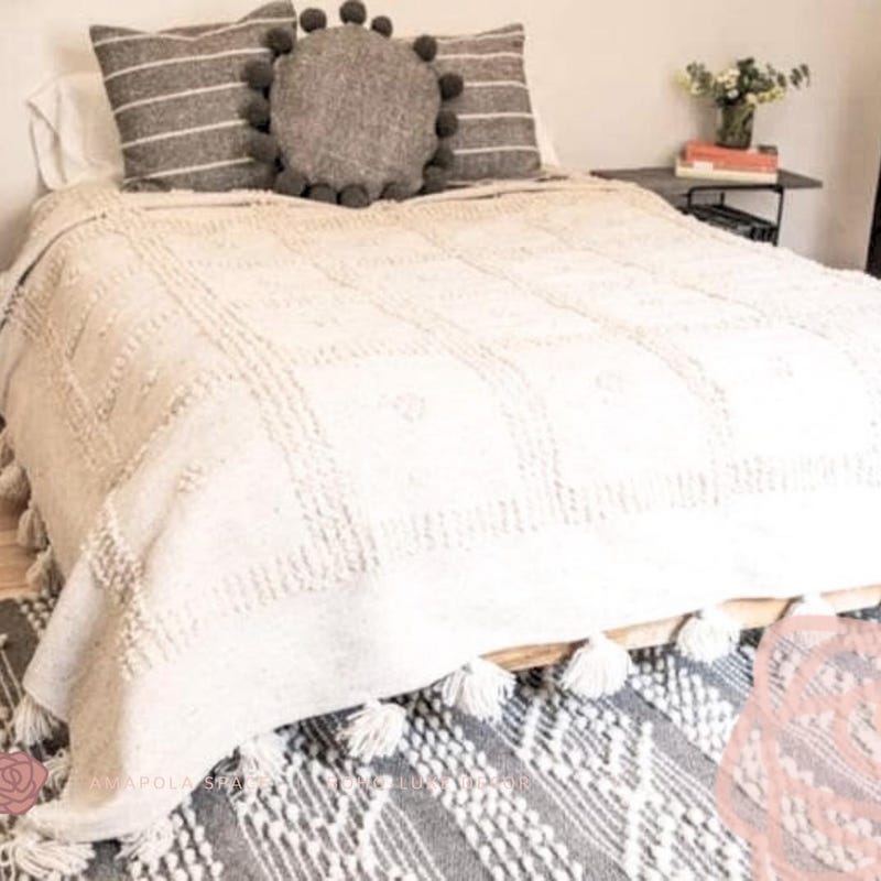 Wool Bedspread - Etsy