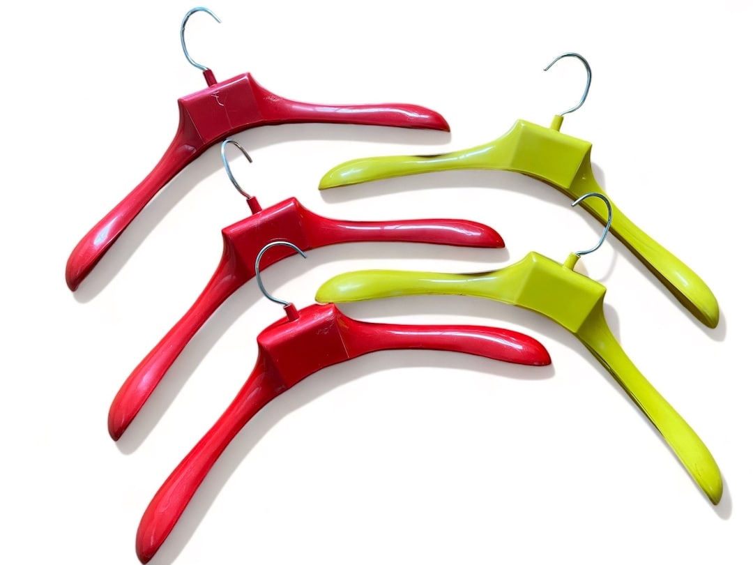 Retro Mod Hangers 5 by Sarvis, Finland, Red Yellow Plastic ...