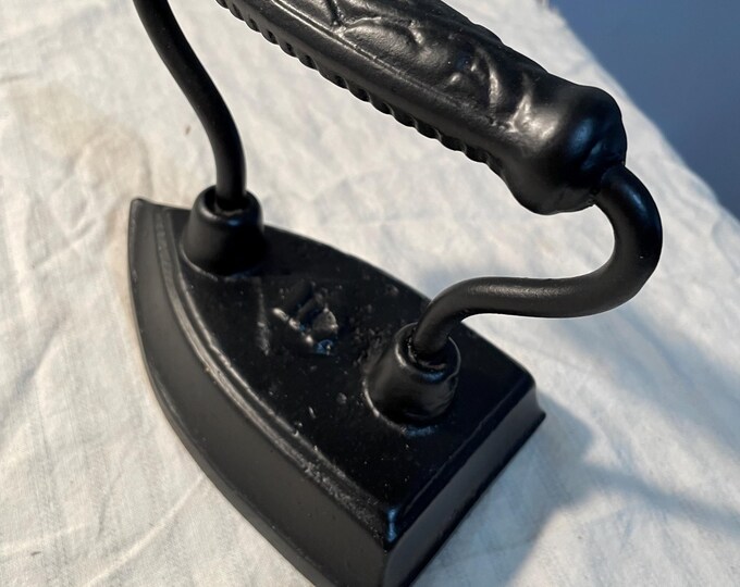 Antique No. 5 Flat Sad Iron - Etsy