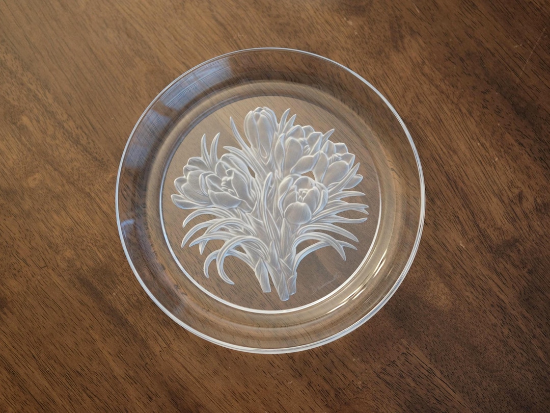 Vintage Collective Crystal Art Engraving Glass Plate, Croucus Flower, T ...
