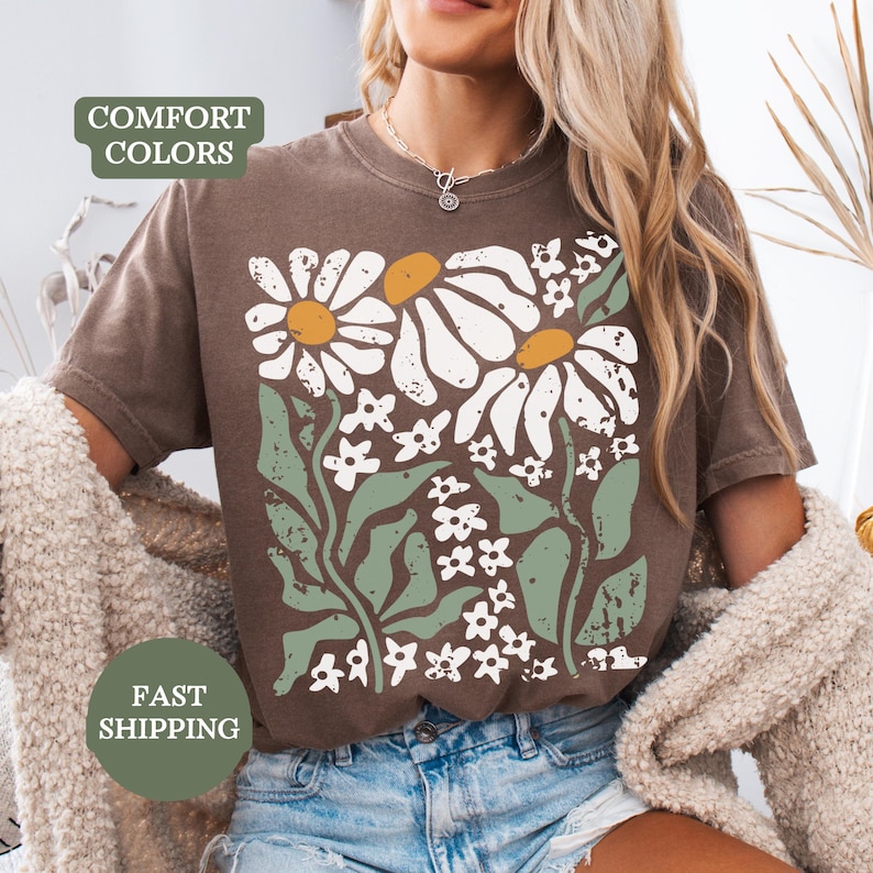 Boho Daisy Flower Comfort Colors Shirt: Retro Floral Graphic Tee - Etsy