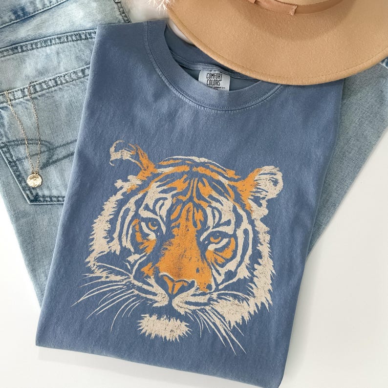 Comfort Colors® Tiger Shirt - Tiger Face Tee - Oversized Jungle Shirt ...