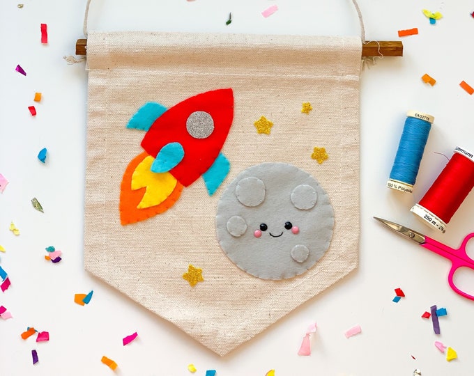 Space Ship Pennant Flag, Felt Happy Moon Wall Hanging, Cute Nursery ...