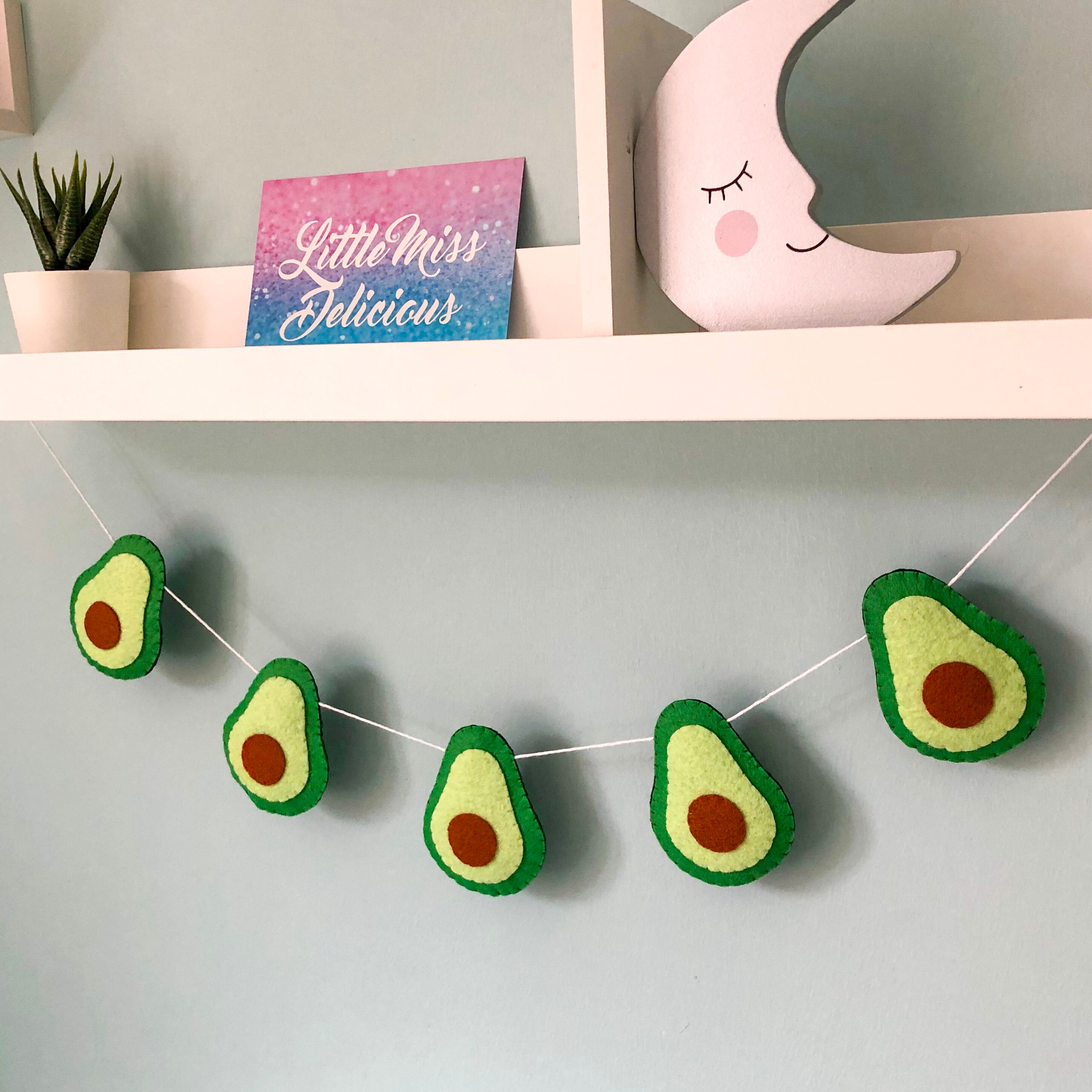 Avocado Felt Garland Cute Wall Hanging Green Avocados | Etsy