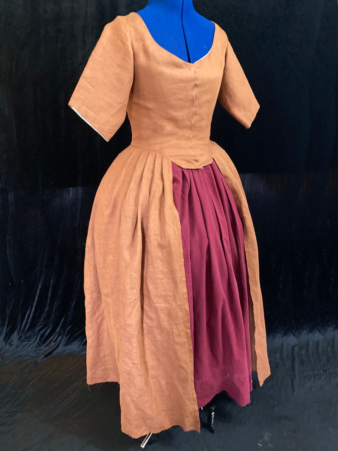 Common Woman's Linen Dress, Robe A L'anglaise, 18th Century, Size 8 - Etsy