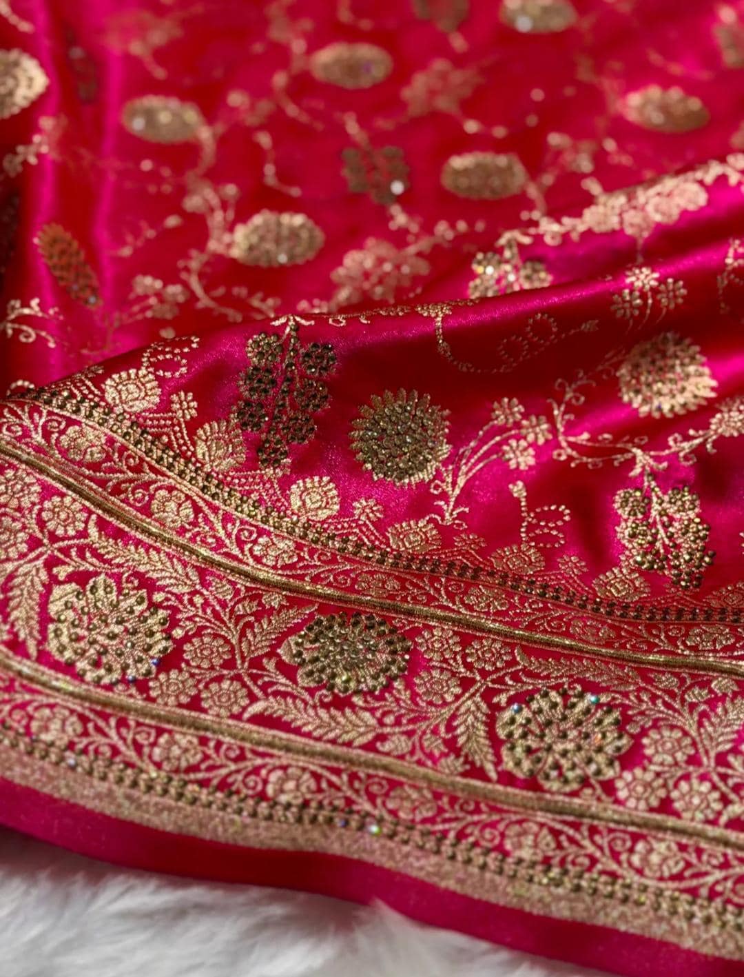 Rani Pink Mashru Silk Saree: Jaal Pattern, Zari Weaving - Etsy
