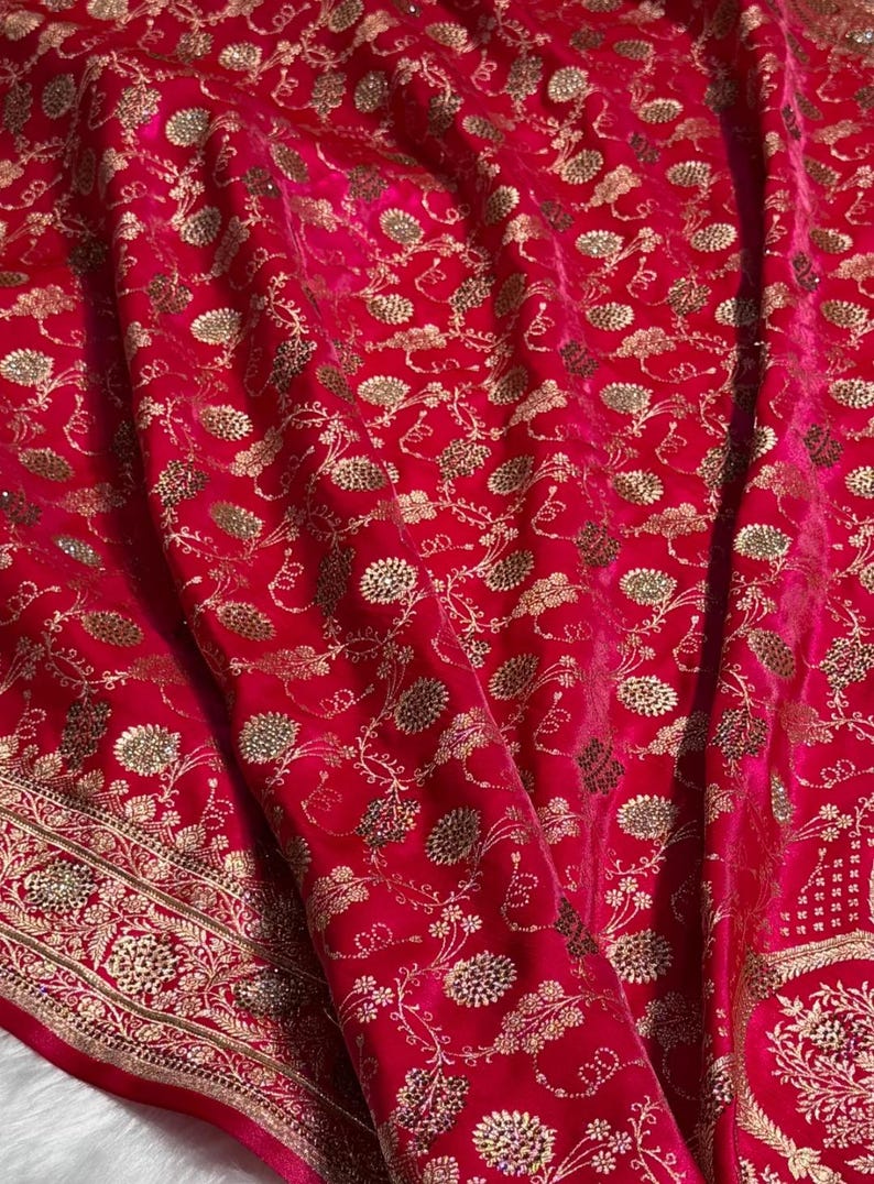 Rani Pink Mashru Silk Saree: Jaal Pattern, Zari Weaving - Etsy