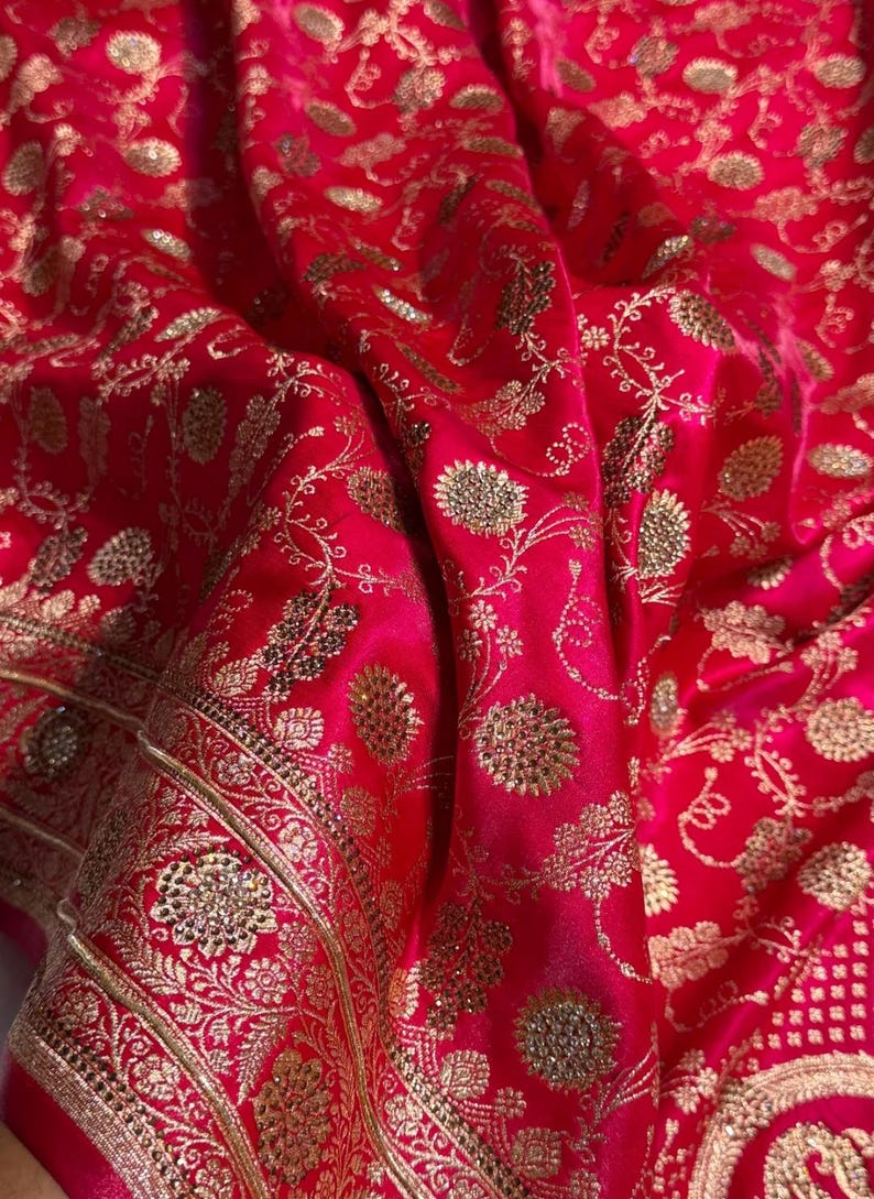 Rani Pink Mashru Silk Saree: Jaal Pattern, Zari Weaving - Etsy