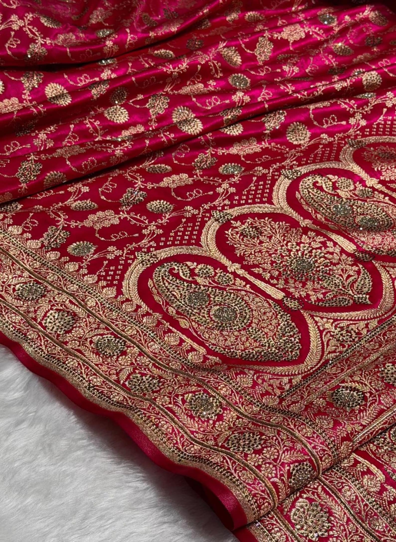 Rani Pink Mashru Silk Saree: Jaal Pattern, Zari Weaving - Etsy