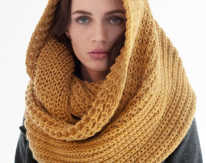 Metal Mesh Infinity Scarf in Gold - Etsy