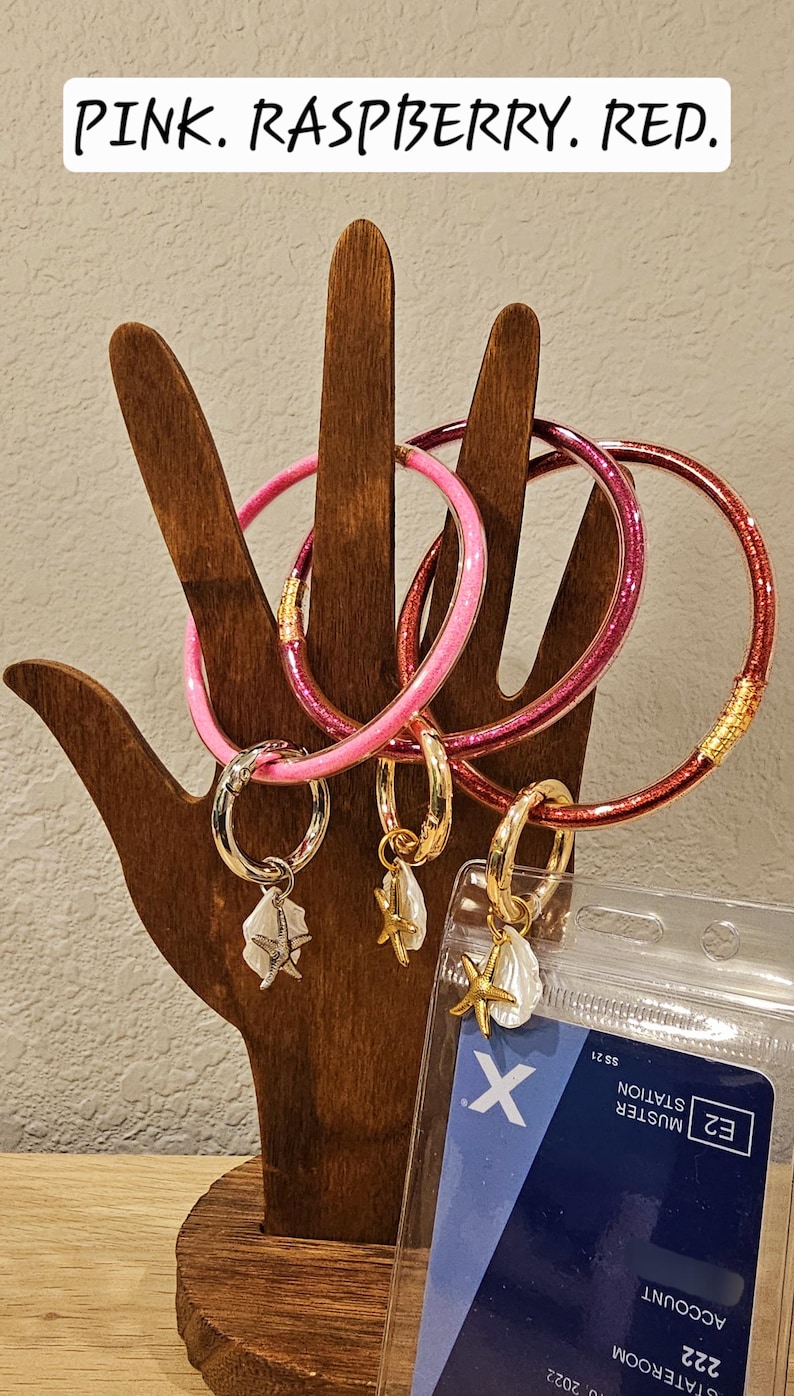 Cruise ID Card Bracelet: Interchangeable Badge Holder - Etsy