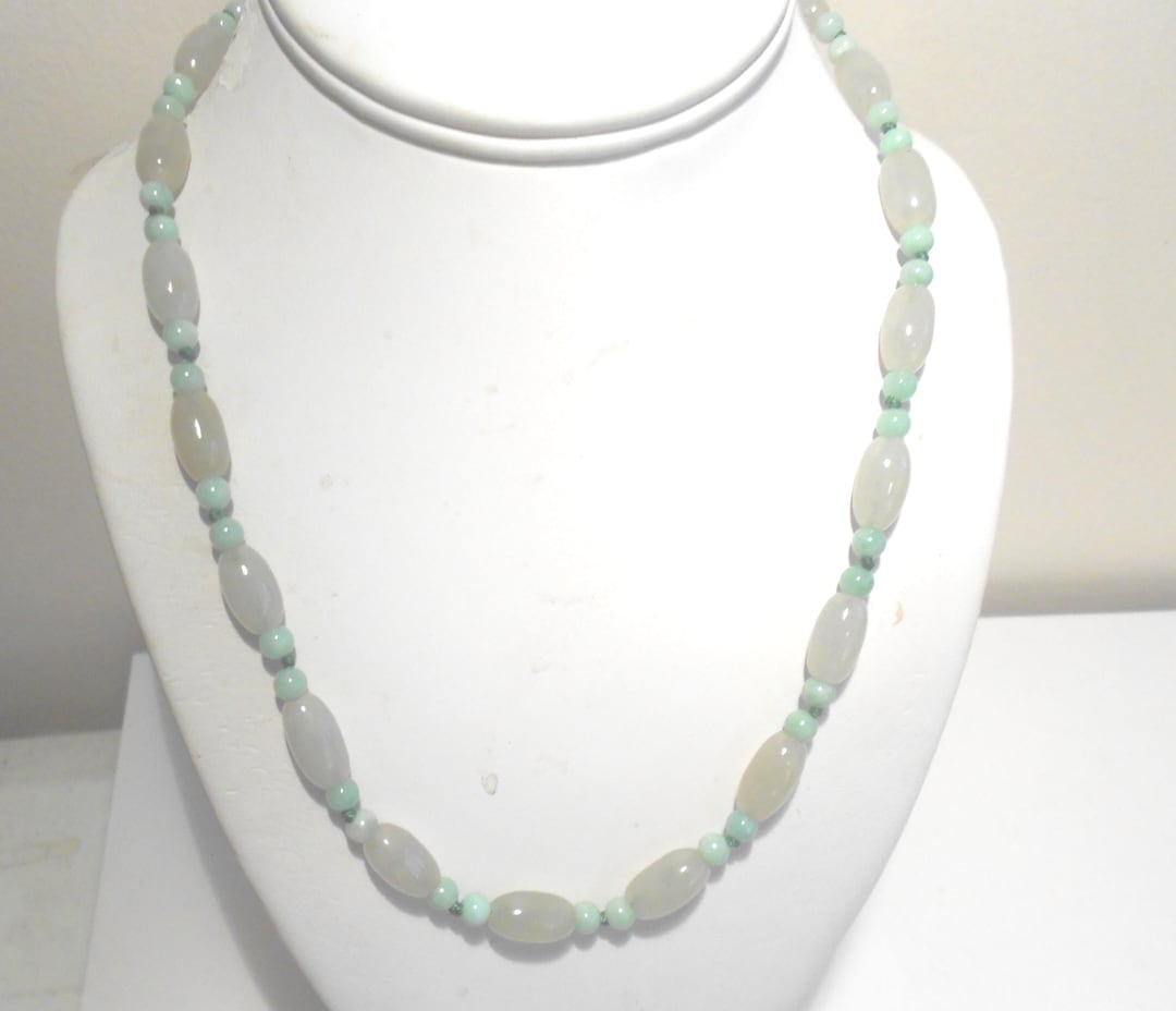 White Jade Oval Beads/small Green Jade Beads Necklace/silver Chain - Etsy
