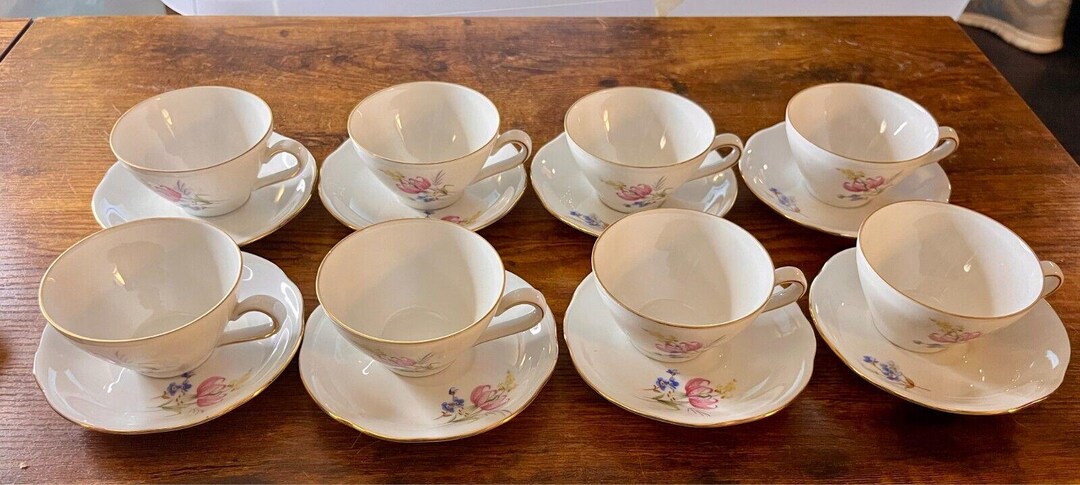 VINTAGE Kahla Tea Set of 8 Cups & 8 Saucers Floral Pattern Made in Germany MINT! - Etsy