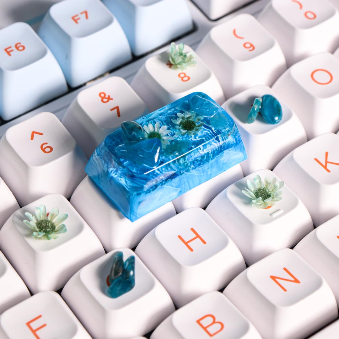 Resin Capslock Keycaps, Artisan Flowers & Blue Apatite Gemstone Edition ...