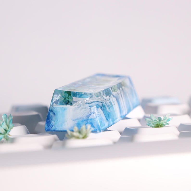Custom Artisan Resin Shift Keycap, With Crystal and Natural Flowers, 2 ...